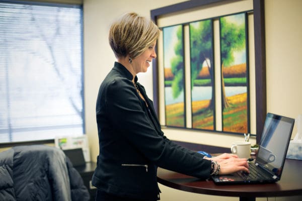 Why Should I See a Registered Dietitian or Nutritionist? – Revive Wellness